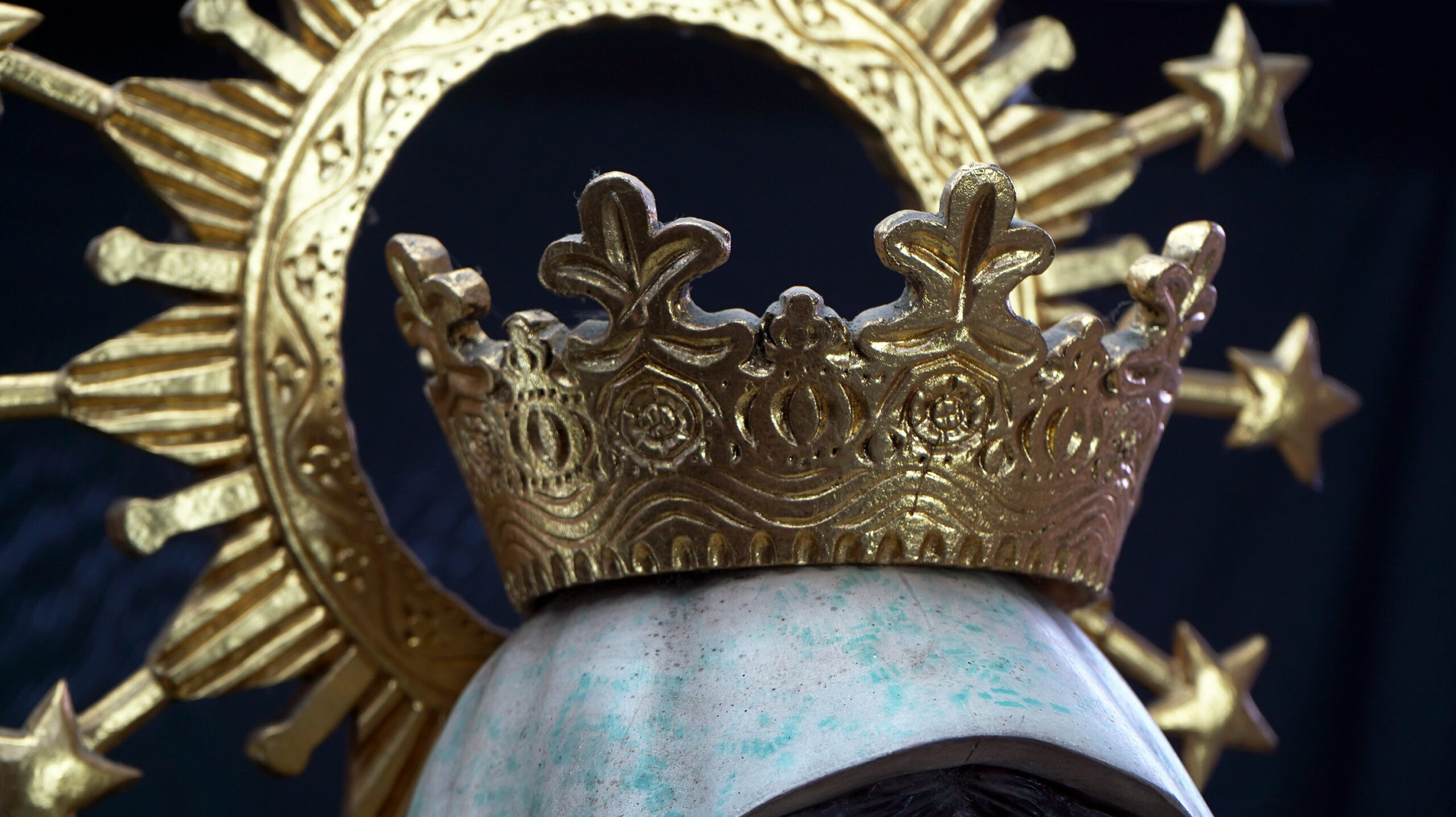 QUEEN OF THE MOST HOLY EUCHARIST - The Kabilin Center