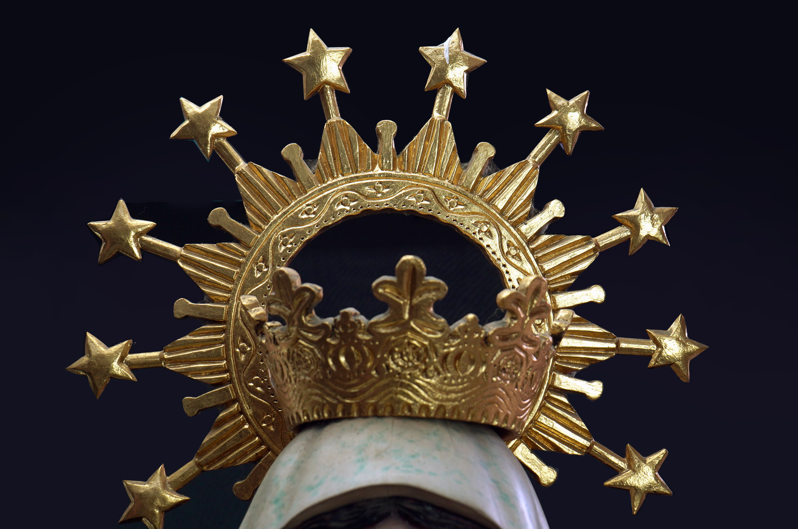 QUEEN OF THE MOST HOLY EUCHARIST - The Kabilin Center